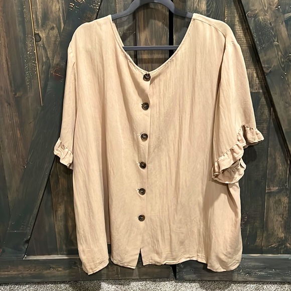 Hayden | Tops | Linen Button Back | Poshmark
